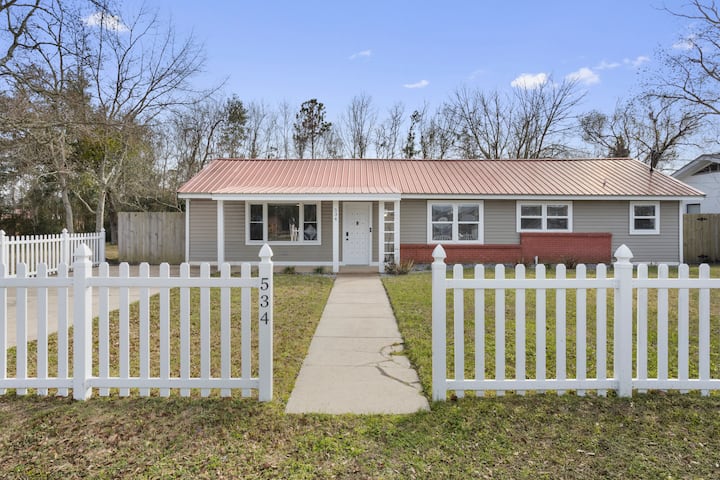 Coastal Getaway Near Beach & Casino 2br Sleep 6 - Silver Slipper Casino Hotel