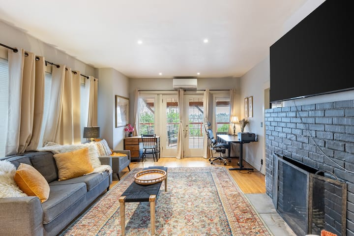 Queen Anne Craftsman W/ Panoramic Bay & Mtn View - Broadview - Seattle