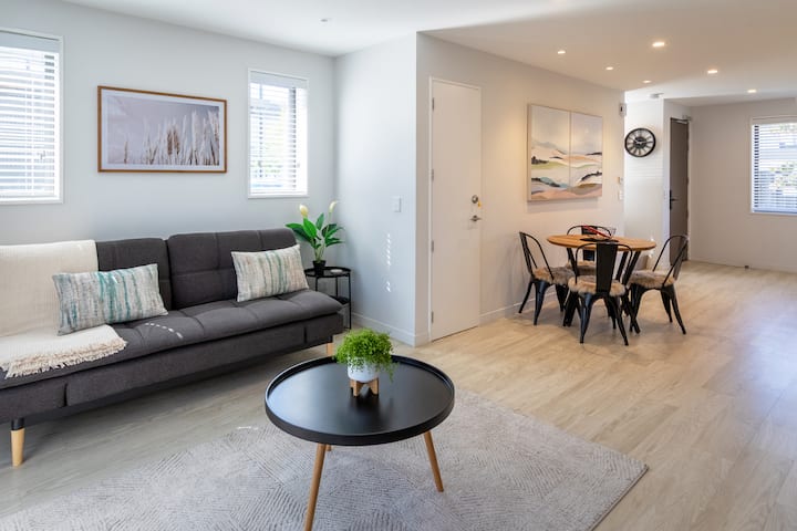 Stroll To The Stadium, 2-bed With Private Carpark - Christchurch