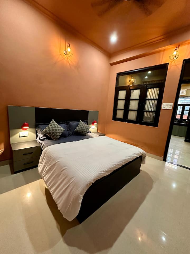 |Quiet Corner |4bhk| - Lucknow