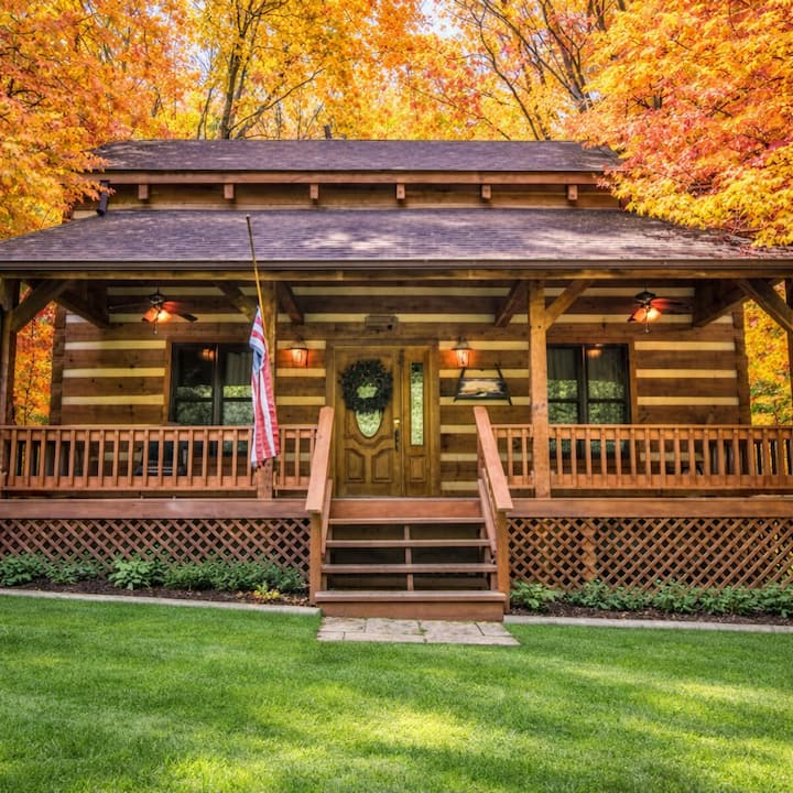 Brown County Log Cabin
Private Woodland Retreat. - Brown County, IN