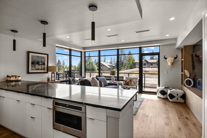 Whitefish Glacier Luxury Condo - Whitefish