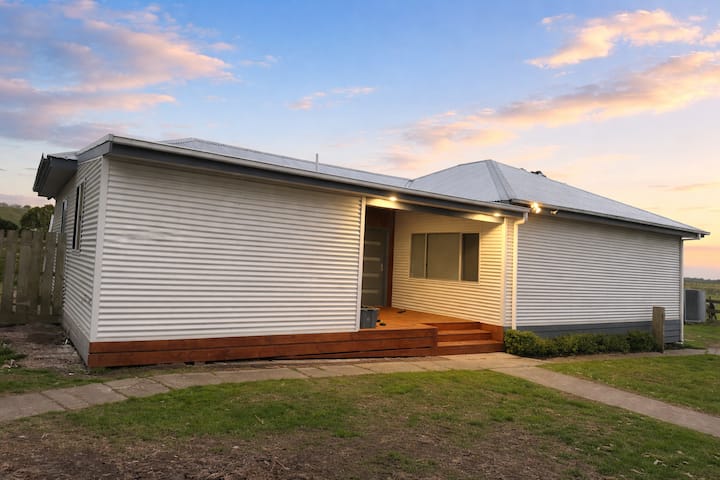 Agnes Homestead - Toora