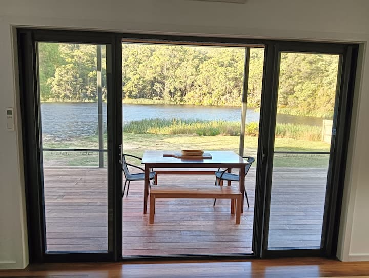 Platypus Hide - Wynyard