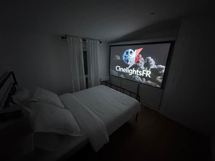 T3 Neuf Avec Cinéma Privé Et Stationnement Gratuit - Limoges