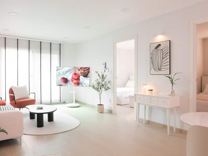 404haus[오픈초특가]넓은공간,안암역도보7분,고려대,2br(6p),
Ddp,명동,강남 - Seoul