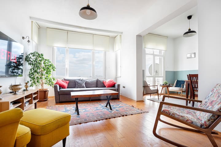 Excellent Bosphorus View With 2 Bedroom In Galata - Turkey