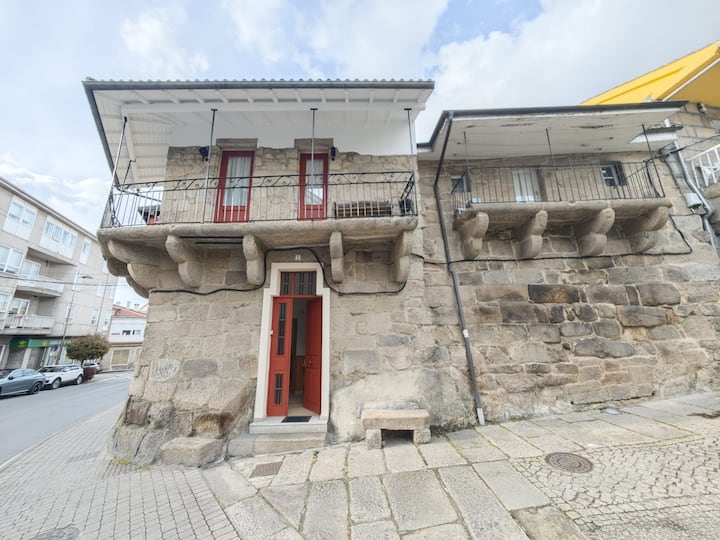 Casa Lomberte. Casco Histórico Allariz - Allariz