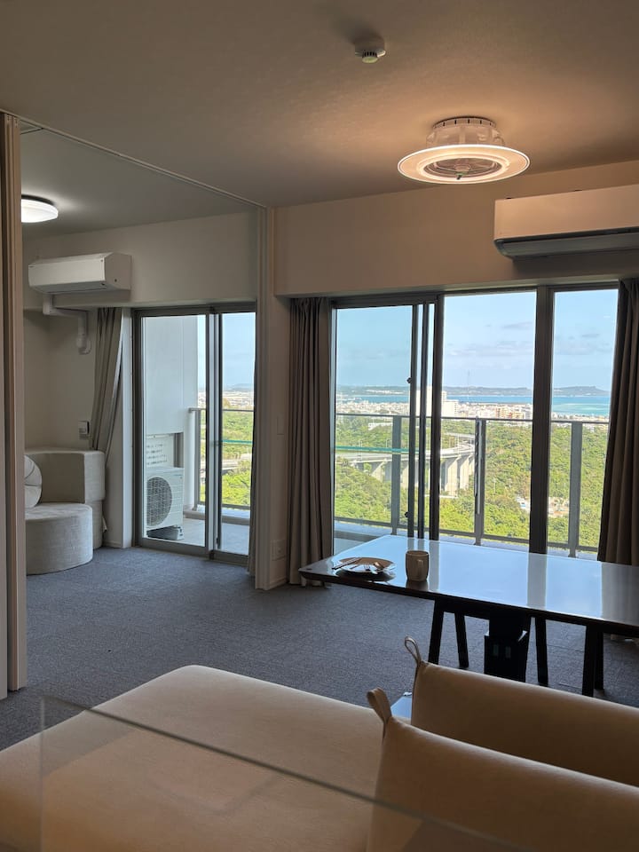 モンドミオライカムリゾート・日の出（新築・11階・無料平置き駐車場） - Okinawa