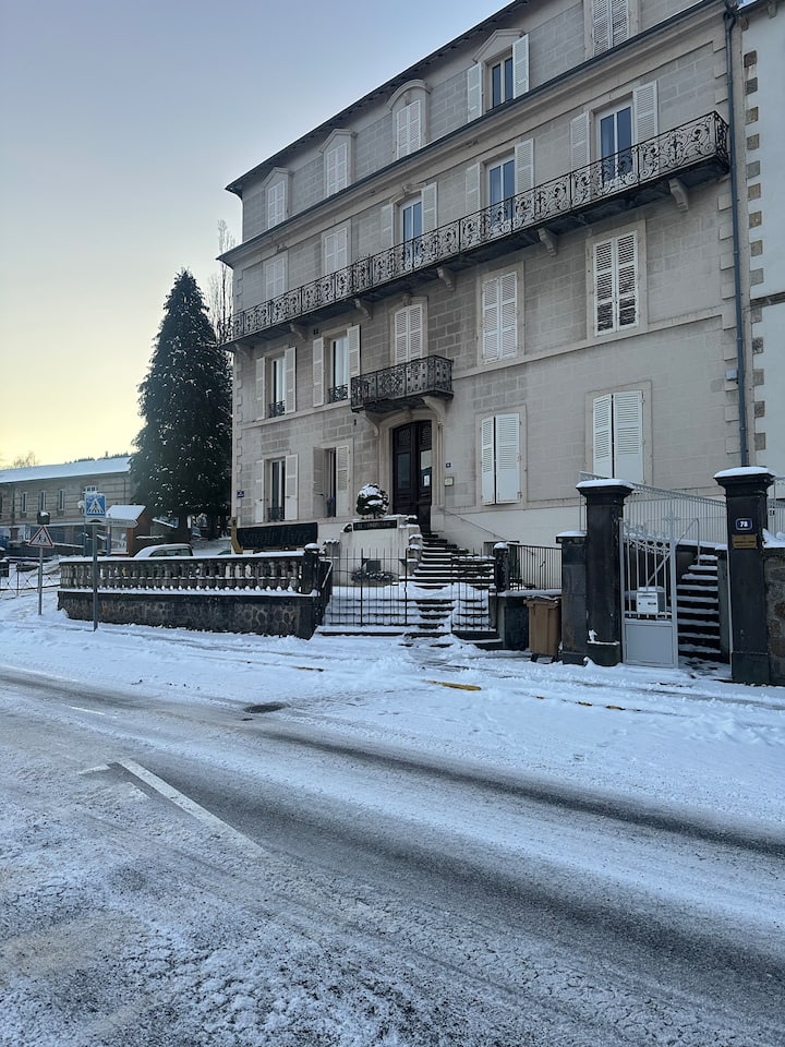 Appartement 16 Colette - Murat-le-Quaire