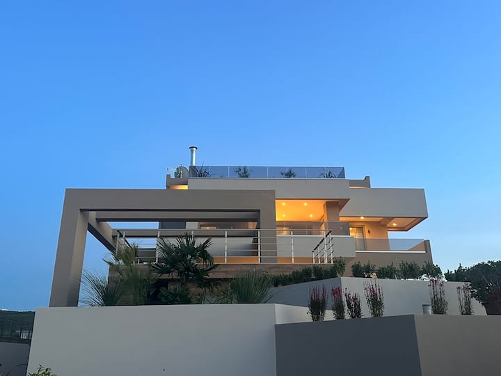 The New Life Houses-signature Infinity Pool Villa - Кисамос