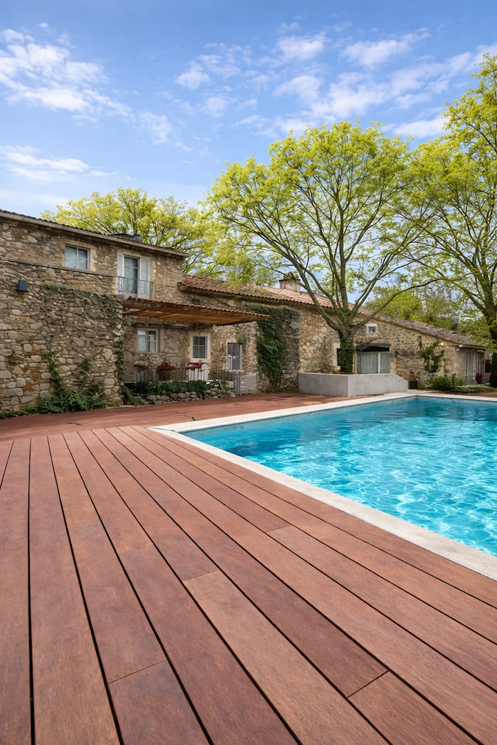 Mas Mouton – Piscine Chauffée & Loisirs - 15p - Gard