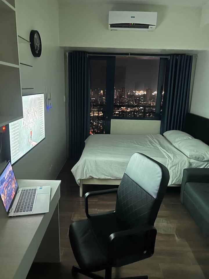 Air Residences Studio, City View W/ Fast Internet. - Makati