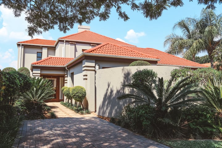 Villa House188 - Hartbeespoort
