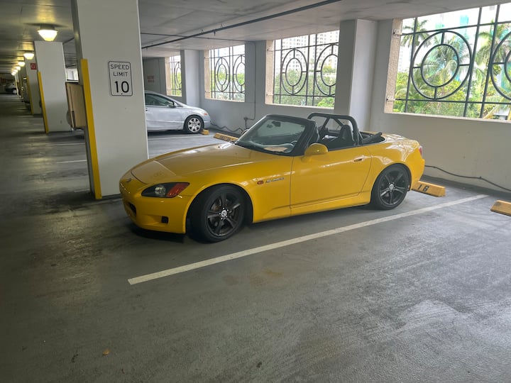 Downtown Rustic Retreat - Greenwood, IN