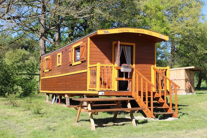 Roulotte Rouges-gorges · Glamping · Ferme Ariège - Mirepoix