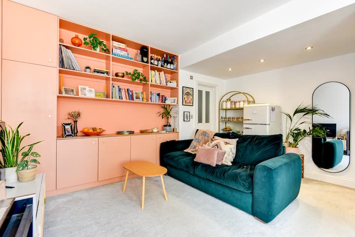 Bright 1-bed Apartment | Central Hove Near Beach - Brighton