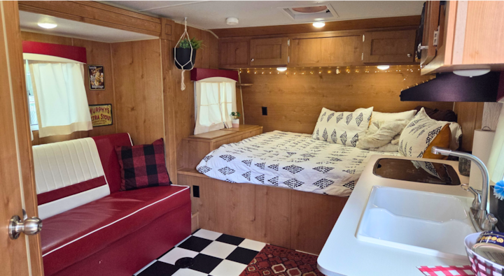 Retro Camper 12 Min To Draft + Breakfast & Ride - Pittsburgh, PA
