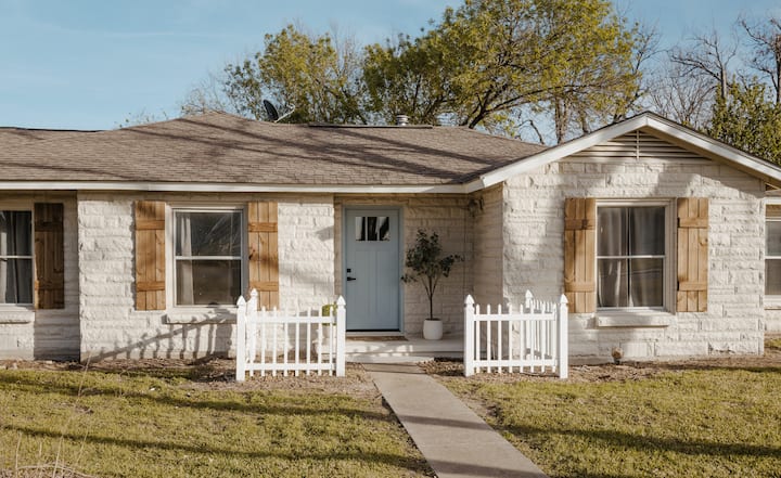 Bagby Bunkhouse - 7 Minutes To Baylor & Magnolia - 韋科