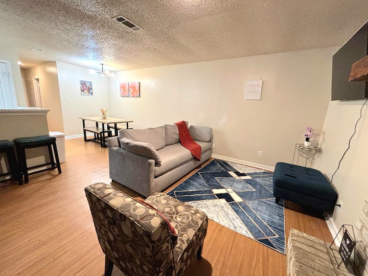 Cozy 2br/2ba/4beds With Garage • 5 Mins To Ft Hood - Killeen, TX