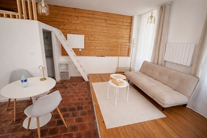 Charmant Studio Avec Mezzanine - Caen
