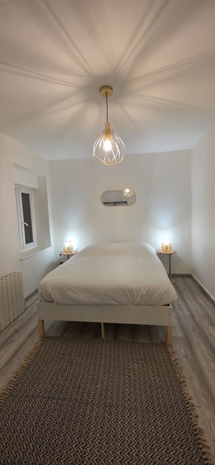 Ola Centre-ville T2 Rénové Cocon Cosy Parking 30m2 - Lonny