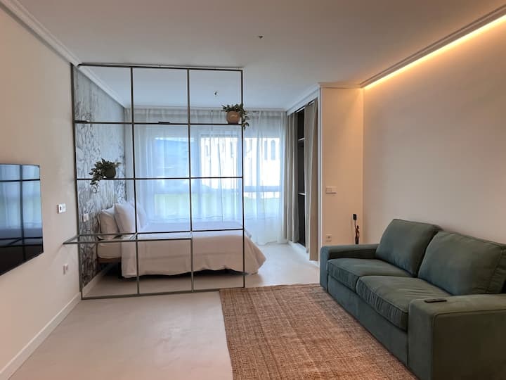 Elegante Apartamento + Parking Frente Al Huca - Oviedo