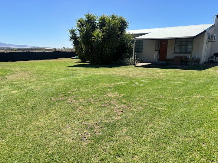 Silver Oaks Pet Friendly Accommodation - Wellington, South Africa