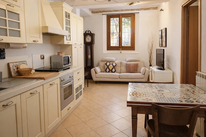Sant'isaia Comfort Apartment - Aéroport de Bologne (BGA)