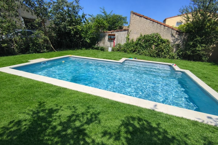 Maison Familiale Avec Piscine Extérieure - Mornas
