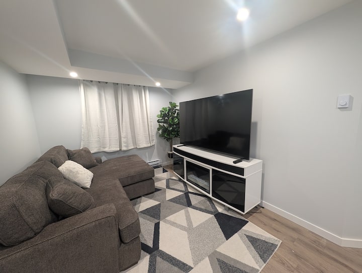 Charming Urban Short-let Stay - Saskatoon