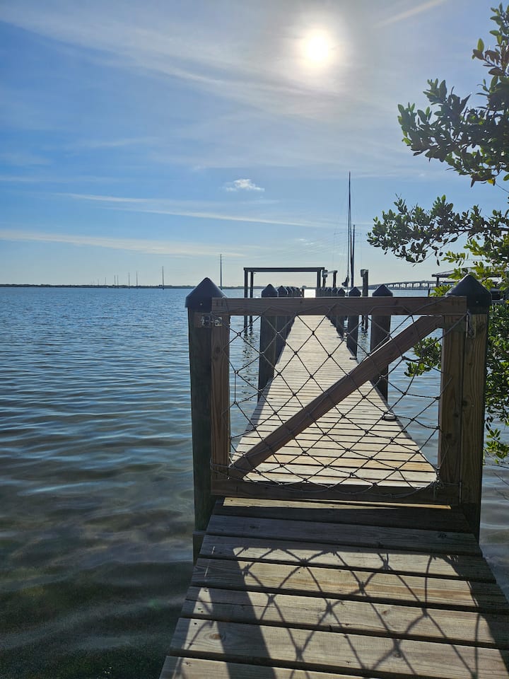 Indian River Waterfront House W. Private Dock - Cocoa, FL