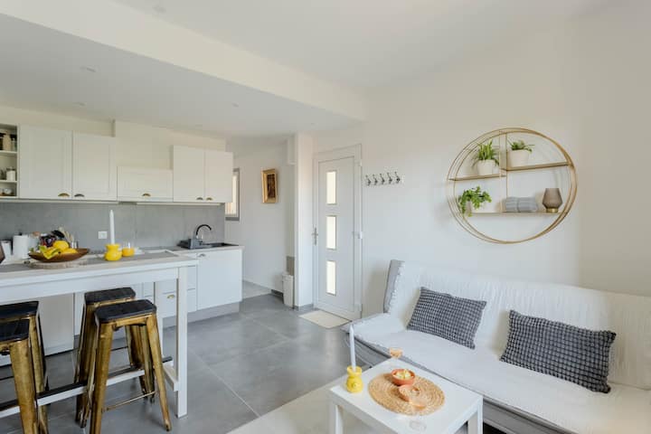 Séjour Confort •Jardin • Parking Gratuit • Clim - Vence