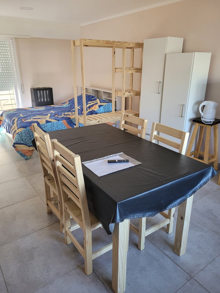 Departamento Tranquilo Y Cómodo - Tres Arroyos