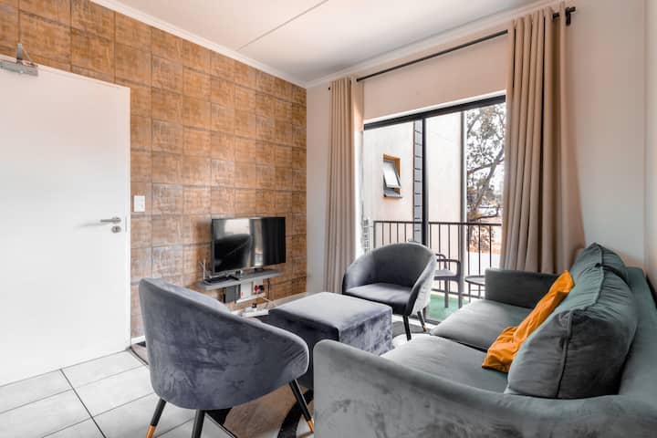 Nom @ Greenpark - Boksburg