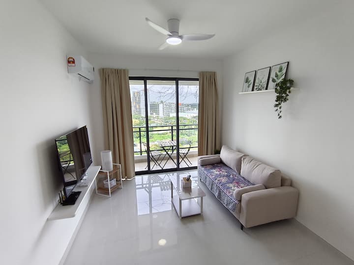 Holiday Home@forest City~tv Box~2br1b 1-3 Pax 1201 - Kukup