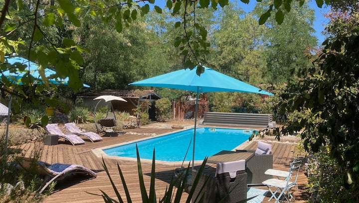La Maison Bleue - Vallon-Pont-d'Arc