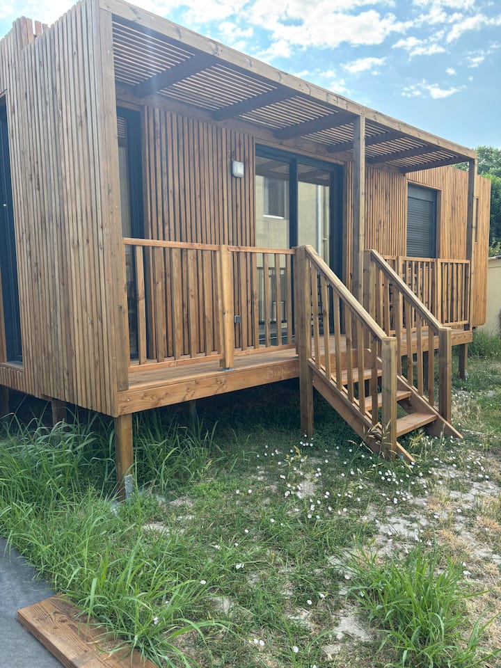 Chalet - Nîmes