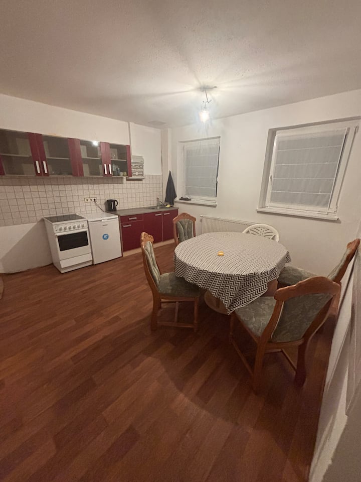 „Gemütliche Unterkunft Mit 3 Zimmern - Döbeln