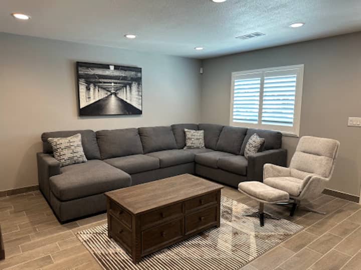 Skylark (Gateway To Yosemite) - Merced, CA