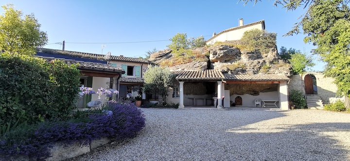 Vacances De Rêves à Villa Calaven Drôme Provençale - Grignan