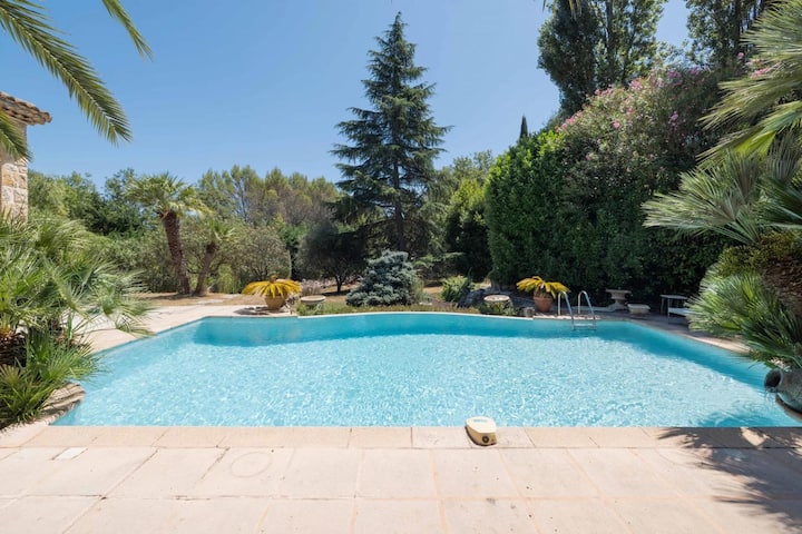 Luxury House In Mougins - Mougins