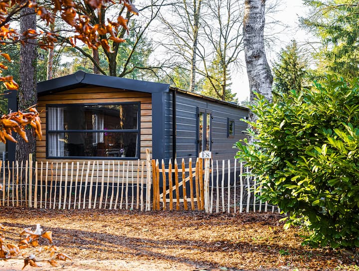 Chalet Met 3 Slaapkamers In Bosrijke Omgeving - Nunspeet