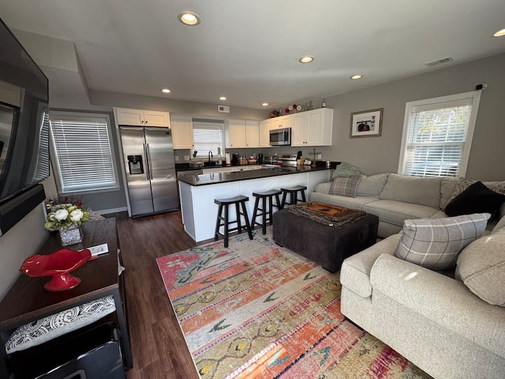 The Whistle Stop - Fredericksburg, VA