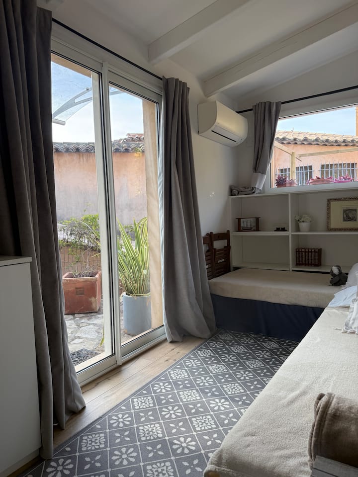 Garden Studio/maisonette - ibis budget Cannes Mougins