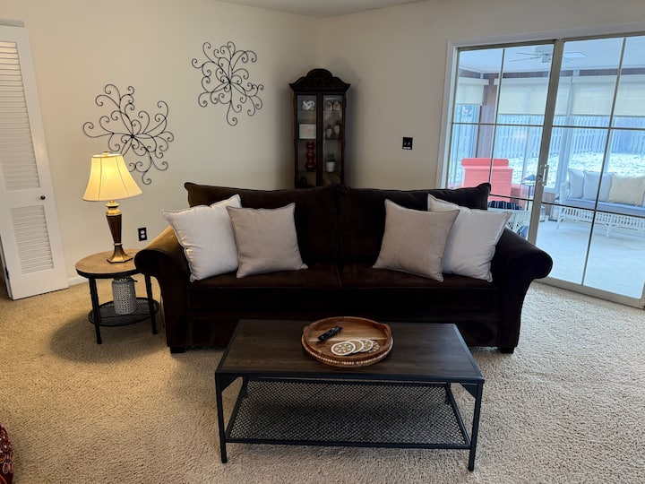 Spacious Lansing Ranch Near Msu | Quiet Retreat - Michigan