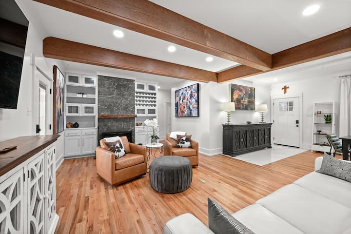 Home In Baton Rouge - The Gladiola By The Lakes - Baton Rouge, LA