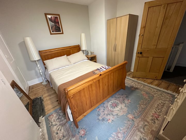 Canterbury Abode 3 Separate Rooms To Rent, - Canterbury