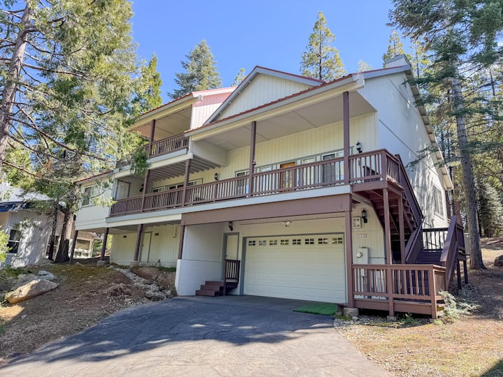 Hope Cabin - Shaver Lake, CA