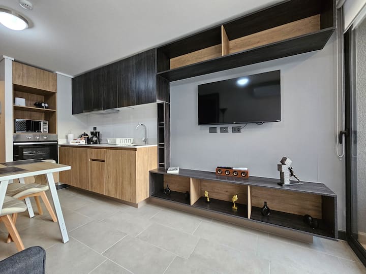 Depto. Nuevo Wifi Rápido A/c Malla Café Gym C/est. - Macul